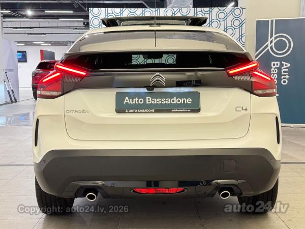 Balts Citroen C4 2021 Tallina, ar dzinēja tilpumu 1.20 L un nobraukumu 73 tūkst. km par 14900 €, foto 6 vietnē AUTOMOTO.COM.LV