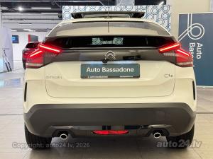 Balts Citroen C4 2021 Tallina, ar dzinēja tilpumu 1.20 L un nobraukumu 73 tūkst. km par 14900 €, foto 6 vietnē AUTOMOTO.COM.LV