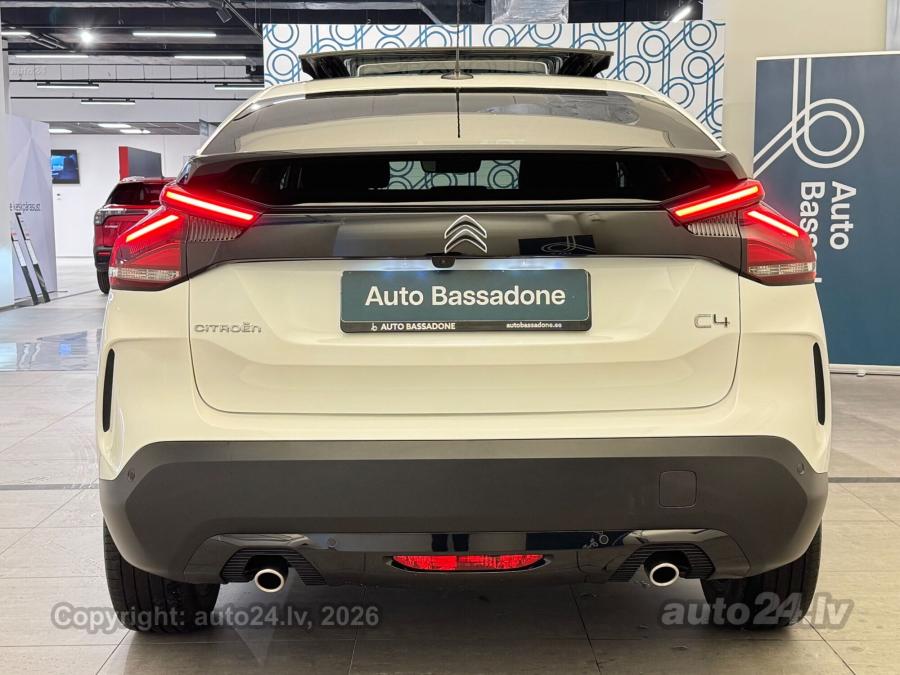 Balts Citroen C4 2021 Tallina, ar dzinēja tilpumu 1.20 L un nobraukumu 73 tūkst. km par 14900 €, foto 6 vietnē AUTOMOTO.COM.LV