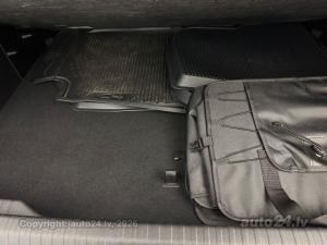 Balts Citroen C4 2021 Tallina, ar dzinēja tilpumu 1.20 L un nobraukumu 73 tūkst. km par 14900 €, foto 8 vietnē AUTOMOTO.COM.LV