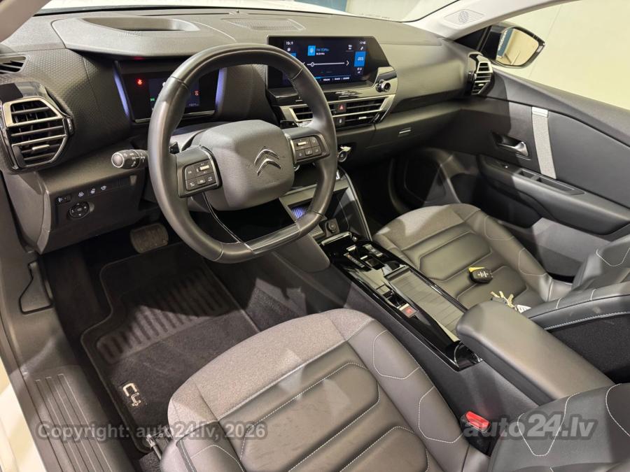 Balts Citroen C4 2021 Tallina, ar dzinēja tilpumu 1.20 L un nobraukumu 73 tūkst. km par 14900 €, foto 11 vietnē AUTOMOTO.COM.LV