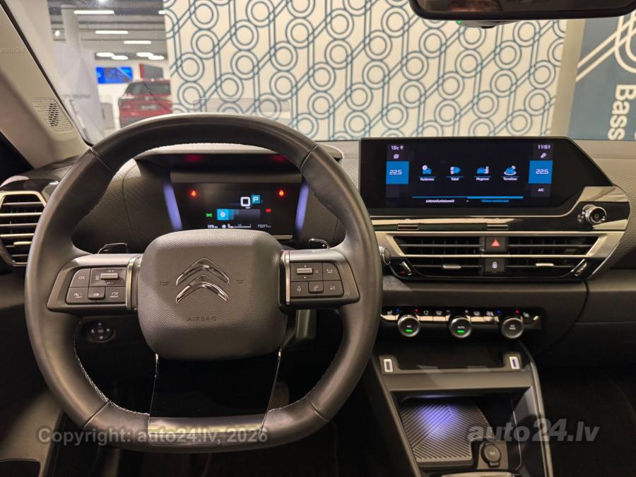 Balts Citroen C4 2021 Tallina, ar dzinēja tilpumu 1.20 L un nobraukumu 73 tūkst. km par 14900 €, foto 25 vietnē AUTOMOTO.COM.LV