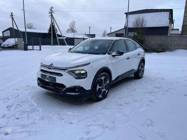 White Citroen C4 2022 in Taurage, with an engine capacity of 1.50 L and mileage of 191 thousand km for 10285 €, photo 5 on AUTOMOTO.COM.LV