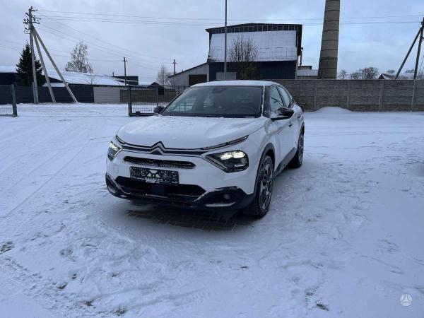 White Citroen C4 2022 in Taurage, with an engine capacity of 1.50 L and mileage of 191 thousand km for 10285 €, photo 6 on AUTOMOTO.COM.LV