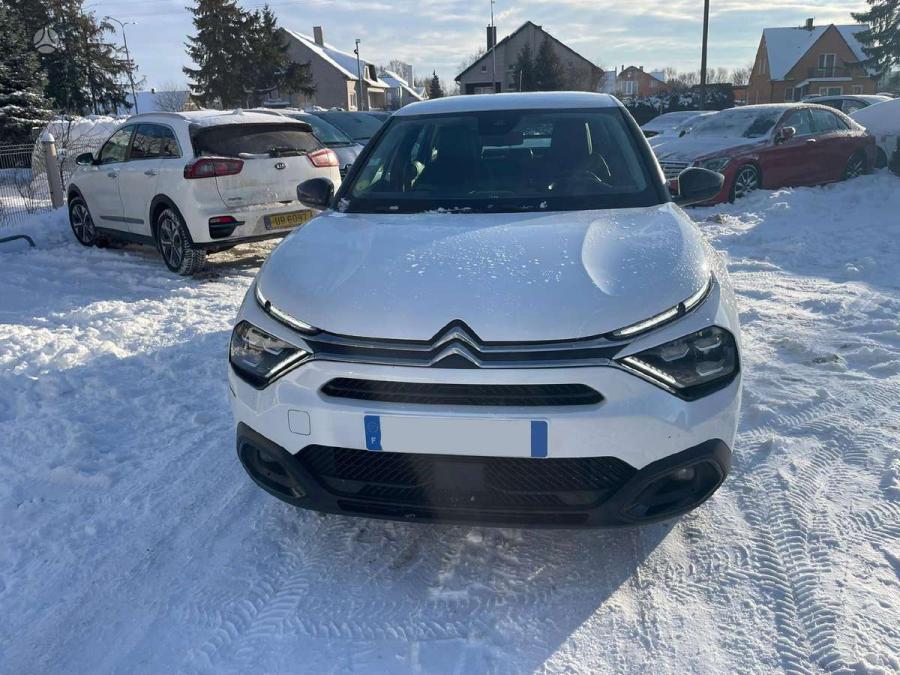 White Citroen C4 2022 in Taurage, with an engine capacity of 1.50 L and mileage of 362 thousand km for 8100 €, photo 2 on AUTOMOTO.COM.LV