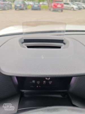 White Citroen C4 2022 in Kaunas, with an engine capacity of 1.50 L and mileage of 235 thousand km for 9850 €, photo 8 on AUTOMOTO.COM.LV