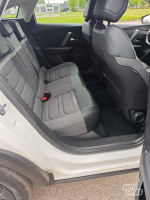 White Citroen C4 2022 in Kaunas, with an engine capacity of 1.50 L and mileage of 235 thousand km for 9850 €, photo 14 on AUTOMOTO.COM.LV
