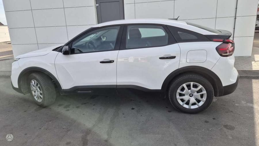 White Citroen C4 2022 in Taurage, with an engine capacity of 1.50 L and mileage of 182 thousand km for 8200 €, photo 12 on AUTOMOTO.COM.LV