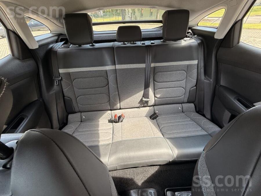 Balts Citroen C4 2022 Rīga, ar dzinēja tilpumu 1.20 L un nobraukumu 97 tūkst. km par 14200 €, foto 5 vietnē AUTOMOTO.COM.LV