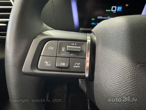 White Citroen C4 2023 in Tallinn, with an engine capacity of 0.00 L and mileage of 36 thousand km for 21900 €, photo 20 on AUTOMOTO.COM.LV