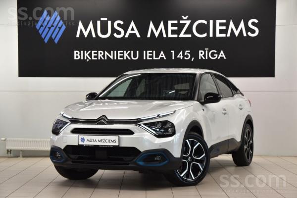 Balts Citroen C4 2023 Rīga, ar dzinēja tilpumu 2.00 L un nobraukumu 1 tūkst. km par 24550 €, foto 1 vietnē AUTOMOTO.COM.LV