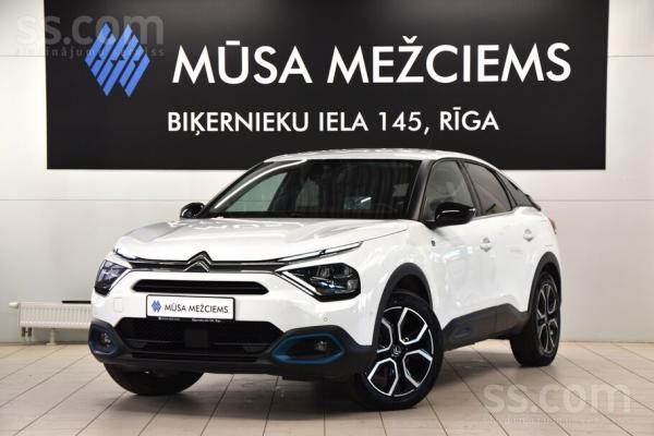 Balts Citroen C4 2023 Rīga, ar dzinēja tilpumu 1.50 L un nobraukumu 61 tūkst. km par 20990 €, foto 1 vietnē AUTOMOTO.COM.LV