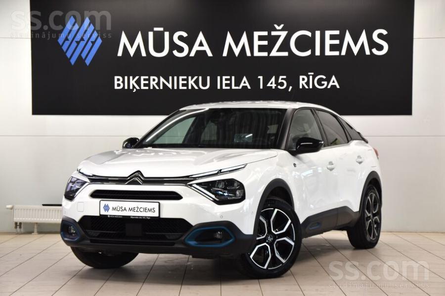 Белый Ситроен С4 2023 в Рига, объемом двигателя 1.50 л и пробегом 61 тыс. км за 20990 €, фото 1 на AUTOMOTO.COM.LV