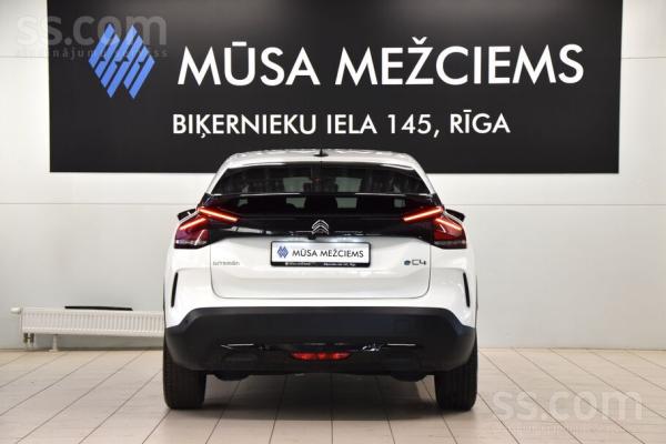 Balts Citroen C4 2023 Rīga, ar dzinēja tilpumu 1.50 L un nobraukumu 61 tūkst. km par 20990 €, foto 8 vietnē AUTOMOTO.COM.LV