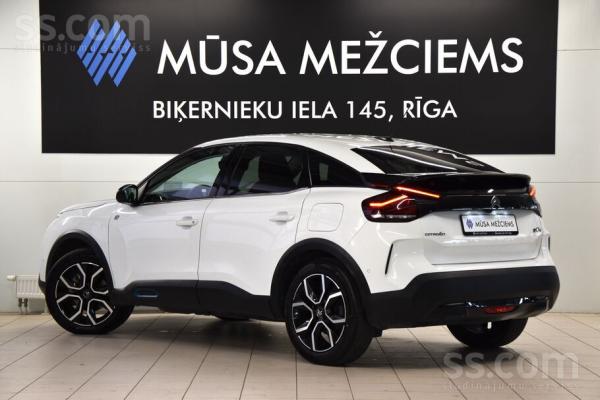 Balts Citroen C4 2023 Rīga, ar dzinēja tilpumu 1.50 L un nobraukumu 61 tūkst. km par 20990 €, foto 9 vietnē AUTOMOTO.COM.LV