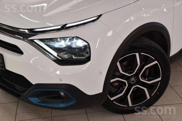 Balts Citroen C4 2023 Rīga, ar dzinēja tilpumu 1.50 L un nobraukumu 61 tūkst. km par 20990 €, foto 11 vietnē AUTOMOTO.COM.LV
