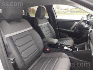 White Citroen C4 2024 in Daugavpils, with an engine capacity of 1.20 L and mileage of 25 thousand km for 20700 €, photo 9 on AUTOMOTO.COM.LV
