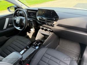 Balts Citroen C4 2025 Jehvi, ar dzinēja tilpumu 1.20 L un nobraukumu 82 tūkst. km par 21900 €, foto 11 vietnē AUTOMOTO.COM.LV