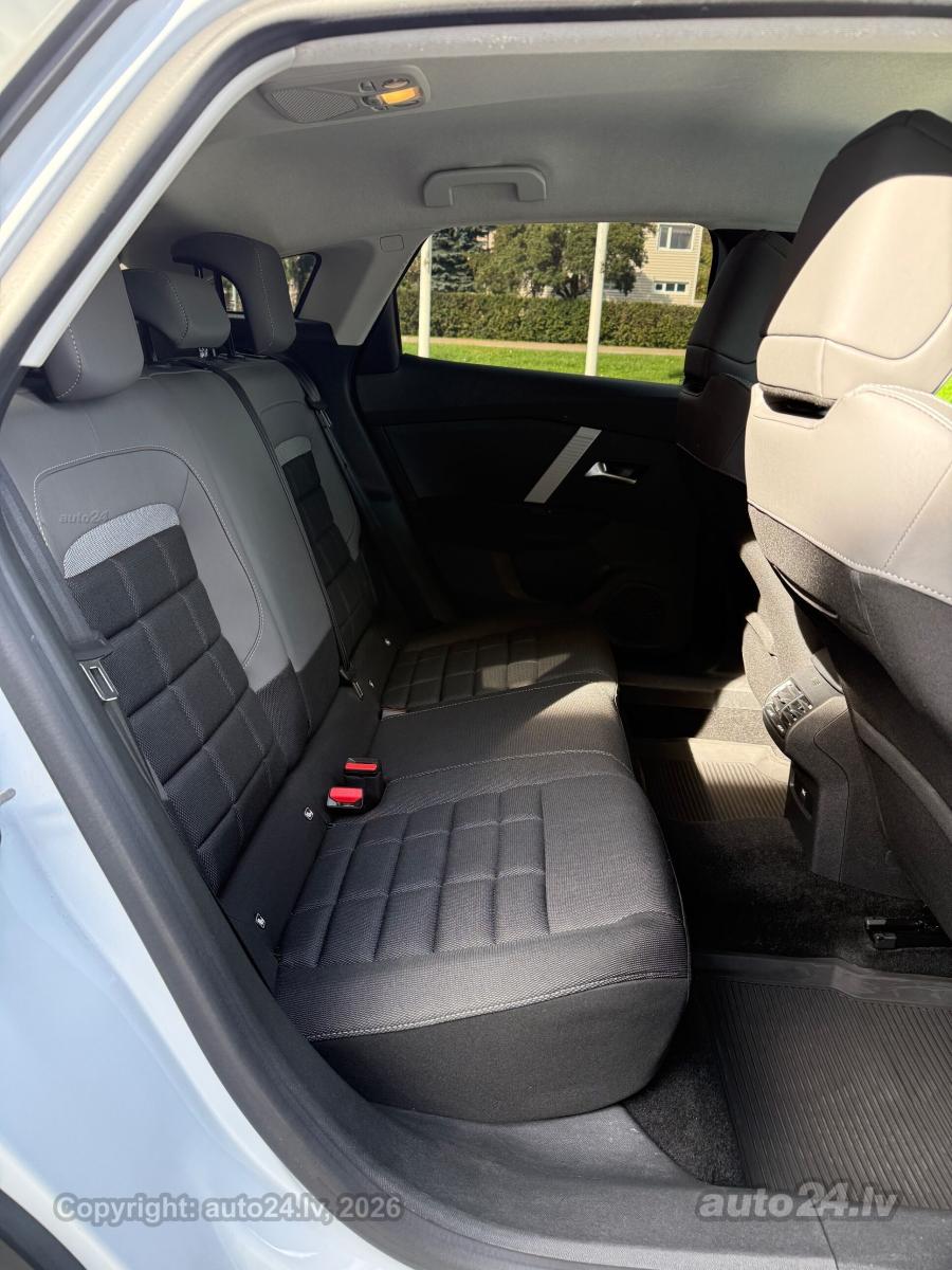 Balts Citroen C4 2025 Jehvi, ar dzinēja tilpumu 1.20 L un nobraukumu 82 tūkst. km par 21900 €, foto 14 vietnē AUTOMOTO.COM.LV
