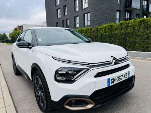 White Citroen C4 2023 in Kaunas, with an engine capacity of 1.50 L and mileage of 208 thousand km for 10999 €, photo 7 on AUTOMOTO.COM.LV