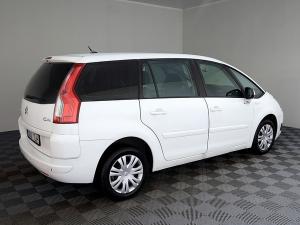 Balts Citroen C4 2010 Tallina, ar dzinēja tilpumu 1.60 L un nobraukumu 359 tūkst. km par 1599 €, foto 4 vietnē AUTOMOTO.COM.LV