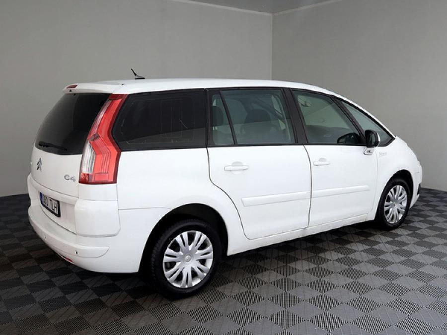 Balts Citroen C4 2010 Tallina, ar dzinēja tilpumu 1.60 L un nobraukumu 359 tūkst. km par 1599 €, foto 4 vietnē AUTOMOTO.COM.LV