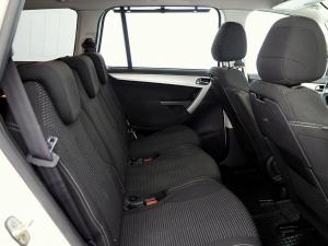 Balts Citroen C4 2010 Tallina, ar dzinēja tilpumu 1.60 L un nobraukumu 359 tūkst. km par 1599 €, foto 16 vietnē AUTOMOTO.COM.LV