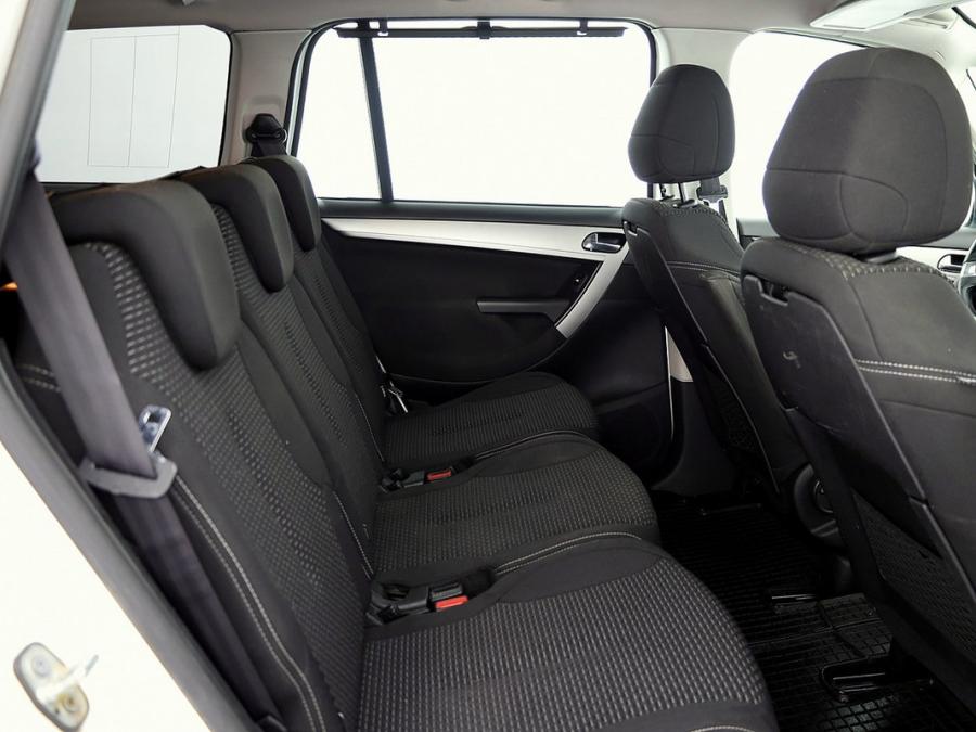 Balts Citroen C4 2010 Tallina, ar dzinēja tilpumu 1.60 L un nobraukumu 359 tūkst. km par 1599 €, foto 16 vietnē AUTOMOTO.COM.LV