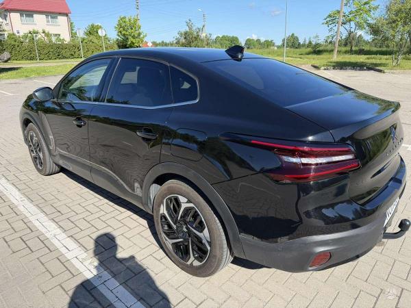 Black Citroen C4 X 2022 in Rokiskis, with an engine capacity of 1.20 L and mileage of 36 thousand km for 16500 €, photo 4 on AUTOMOTO.COM.LV