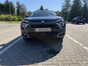 Black Citroen C4 X 2022 in Rokiskis, with an engine capacity of 1.20 L and mileage of 36 thousand km for 16500 €, photo 11 on AUTOMOTO.COM.LV