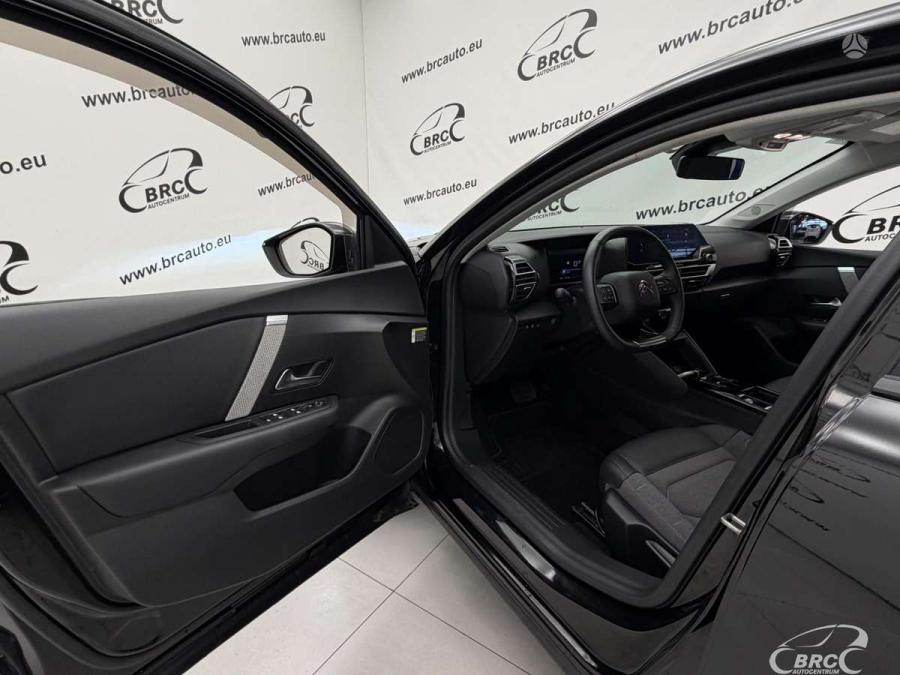 Black Citroen C4 X 2023 in Vilnius, with an engine capacity of 1.50 L and mileage of 23 thousand km for 20600 €, photo 20 on AUTOMOTO.COM.LV