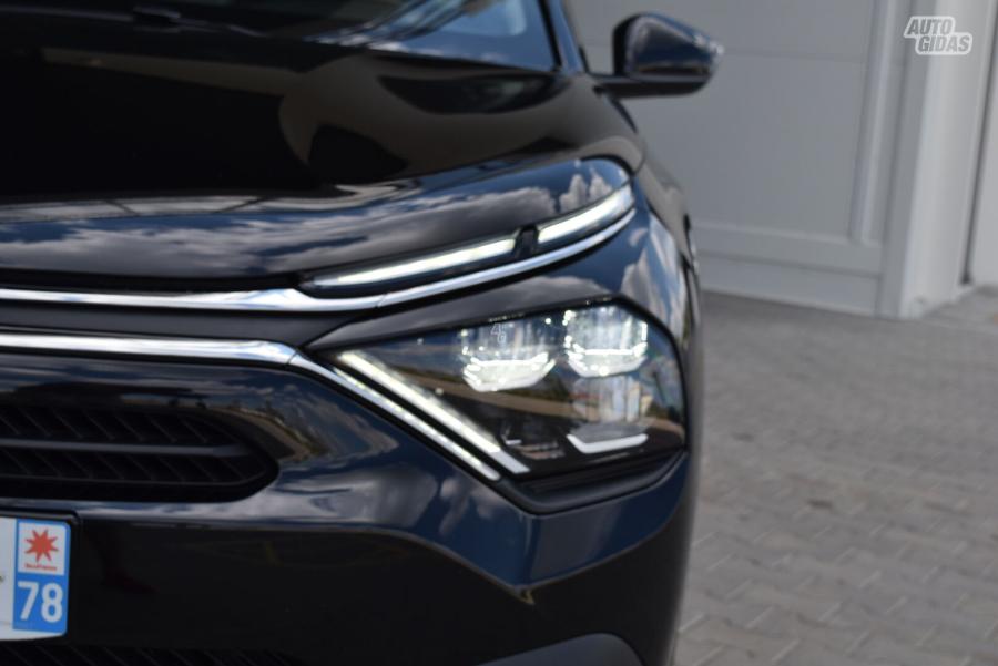 Black Citroen C4 X 2023 in Vilnius, with an engine capacity of 1.20 L and mileage of 105 thousand km for 13600 €, photo 20 on AUTOMOTO.COM.LV