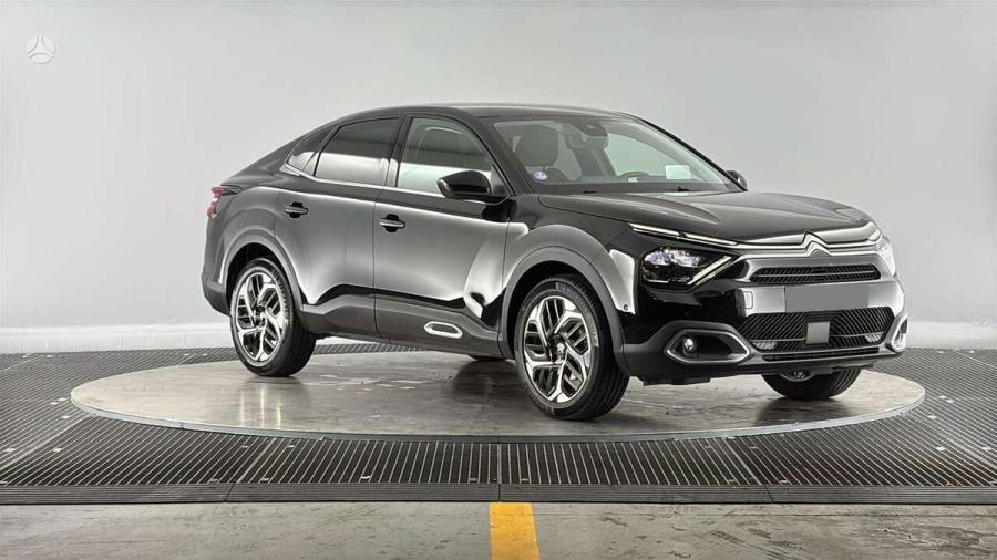 Melns Citroen C4 X 2023 Viļņa, ar dzinēja tilpumu 1.20 L un nobraukumu 106 tūkst. km par 15370 €, foto 4 vietnē AUTOMOTO.COM.LV