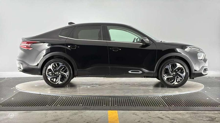 Melns Citroen C4 X 2023 Viļņa, ar dzinēja tilpumu 1.20 L un nobraukumu 106 tūkst. km par 15370 €, foto 6 vietnē AUTOMOTO.COM.LV