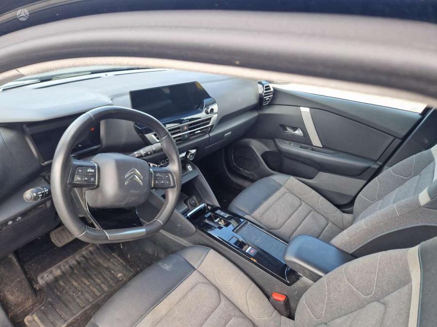 Melns Citroen C4 X 2023 Kauņa, ar dzinēja tilpumu 1.20 L un nobraukumu 25 tūkst. km par 8900 €, foto 9 vietnē AUTOMOTO.COM.LV