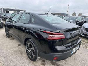 Black Citroen C4 X 2023 in Vilnius, with an engine capacity of 1.20 L and mileage of 67 thousand km for 12099 €, photo 5 on AUTOMOTO.COM.LV