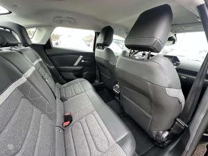 Black Citroen C4 X 2023 in Vilnius, with an engine capacity of 1.20 L and mileage of 67 thousand km for 12099 €, photo 19 on AUTOMOTO.COM.LV