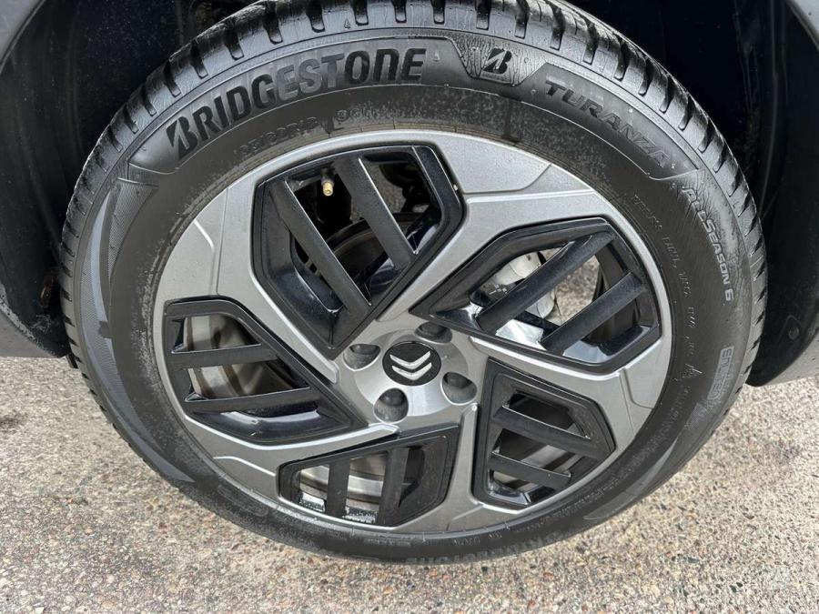 Melns Citroen C4 X 2023 Viļņa, ar dzinēja tilpumu 1.20 L un nobraukumu 89 tūkst. km par 11978 €, foto 9 vietnē AUTOMOTO.COM.LV