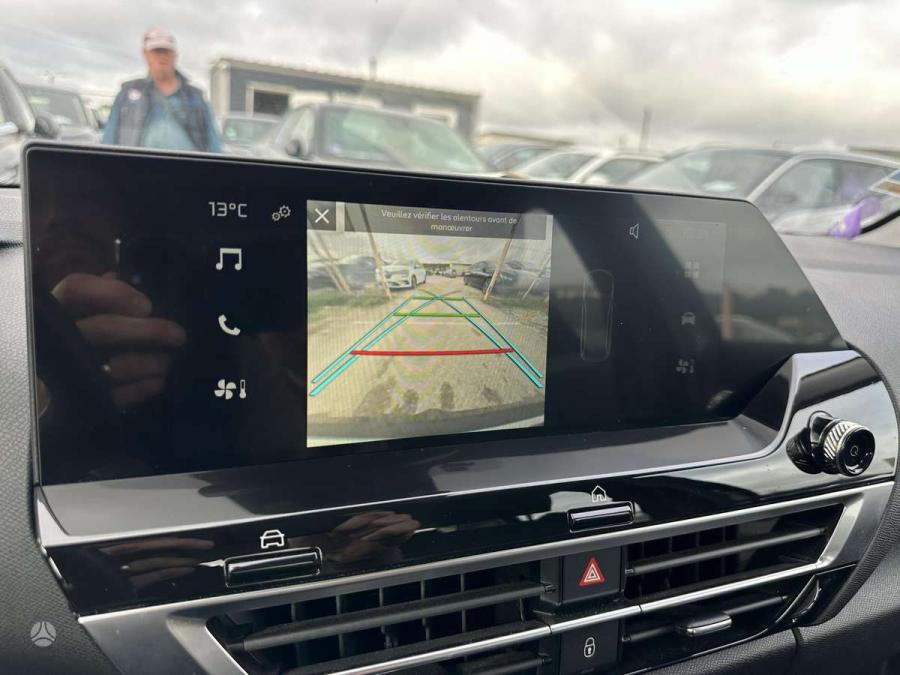 Melns Citroen C4 X 2023 Viļņa, ar dzinēja tilpumu 1.20 L un nobraukumu 89 tūkst. km par 11978 €, foto 15 vietnē AUTOMOTO.COM.LV