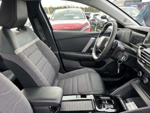 Melns Citroen C4 X 2023 Viļņa, ar dzinēja tilpumu 1.20 L un nobraukumu 89 tūkst. km par 11978 €, foto 19 vietnē AUTOMOTO.COM.LV