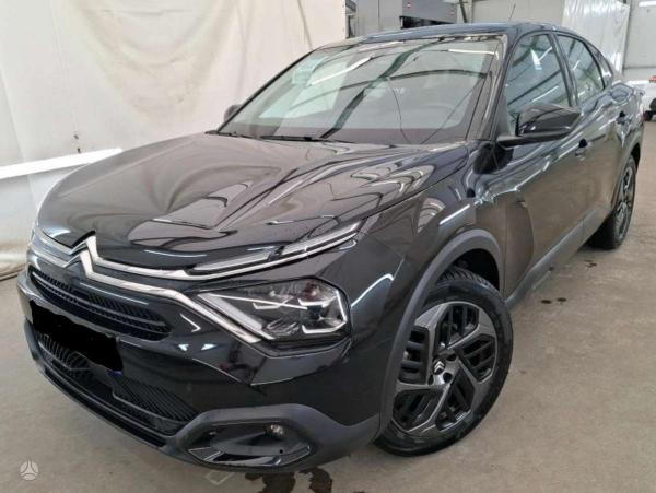 Melns Citroen C4 X 2023 Viļņa, ar dzinēja tilpumu 1.20 L un nobraukumu 92 tūkst. km par 12693 €, foto 1 vietnē AUTOMOTO.COM.LV