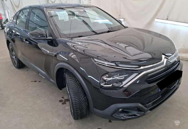 Melns Citroen C4 X 2023 Viļņa, ar dzinēja tilpumu 1.20 L un nobraukumu 92 tūkst. km par 12693 €, foto 4 vietnē AUTOMOTO.COM.LV
