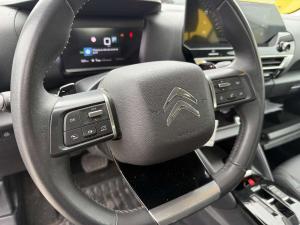 Black Citroen C4 X 2023 in Kaunas, with an engine capacity of 1.20 L and mileage of 73 thousand km for 12700 €, photo 8 on AUTOMOTO.COM.LV