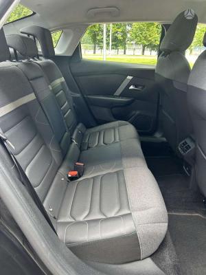 Black Citroen C4 X 2023 in Taurage, with an engine capacity of 1.50 L and mileage of 176 thousand km for 12800 €, photo 9 on AUTOMOTO.COM.LV