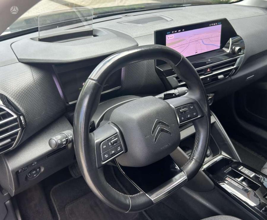 Black Citroen C4 X 2023 in Taurage, with an engine capacity of 1.50 L and mileage of 176 thousand km for 12800 €, photo 11 on AUTOMOTO.COM.LV