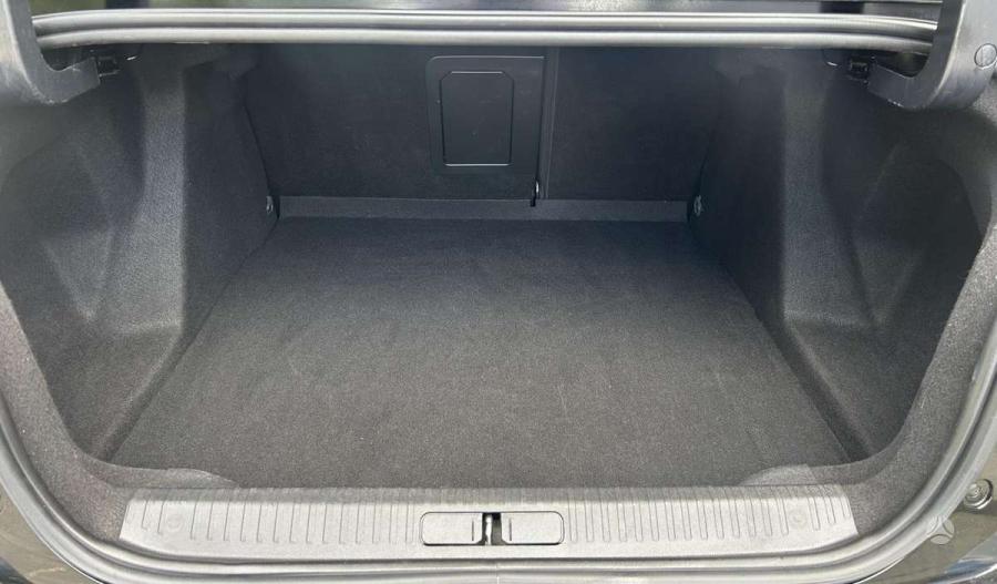 Black Citroen C4 X 2023 in Taurage, with an engine capacity of 1.50 L and mileage of 176 thousand km for 12800 €, photo 22 on AUTOMOTO.COM.LV