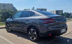 Pelēks Citroen C4 X 2023 Viļņa, ar dzinēja tilpumu 1.20 L un nobraukumu 45 tūkst. km par 18500 €, foto  vietnē AUTOMOTO.COM.LV