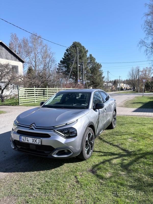 Pelēks Citroen C4 X 2023 Pērnava, ar dzinēja tilpumu 1.20 L un nobraukumu 29 tūkst. km par 18500 €, foto 2 vietnē AUTOMOTO.COM.LV