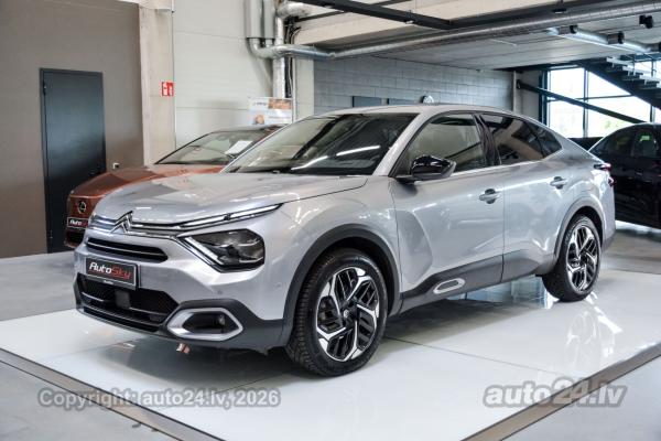 Grey Citroen C4 X 2023 in Tallinn, with an engine capacity of 1.20 L and mileage of 29 thousand km for 18500 €, photo 2 on AUTOMOTO.COM.LV