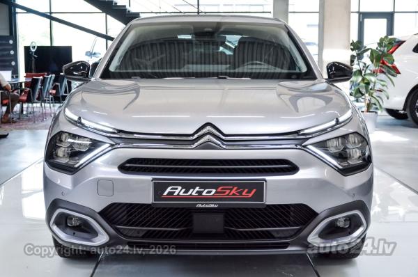 Grey Citroen C4 X 2023 in Tallinn, with an engine capacity of 1.20 L and mileage of 29 thousand km for 18500 €, photo 5 on AUTOMOTO.COM.LV